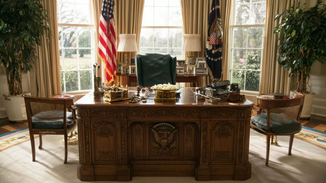 Executive Branch Explained: Powers, Responsibilities & Key Officials