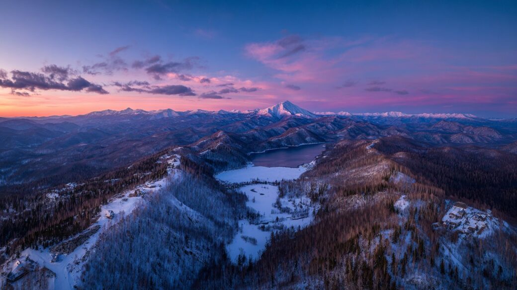 Far Eastern Russia Travel Guide 2025: Remote Landscapes & Hidden Gems