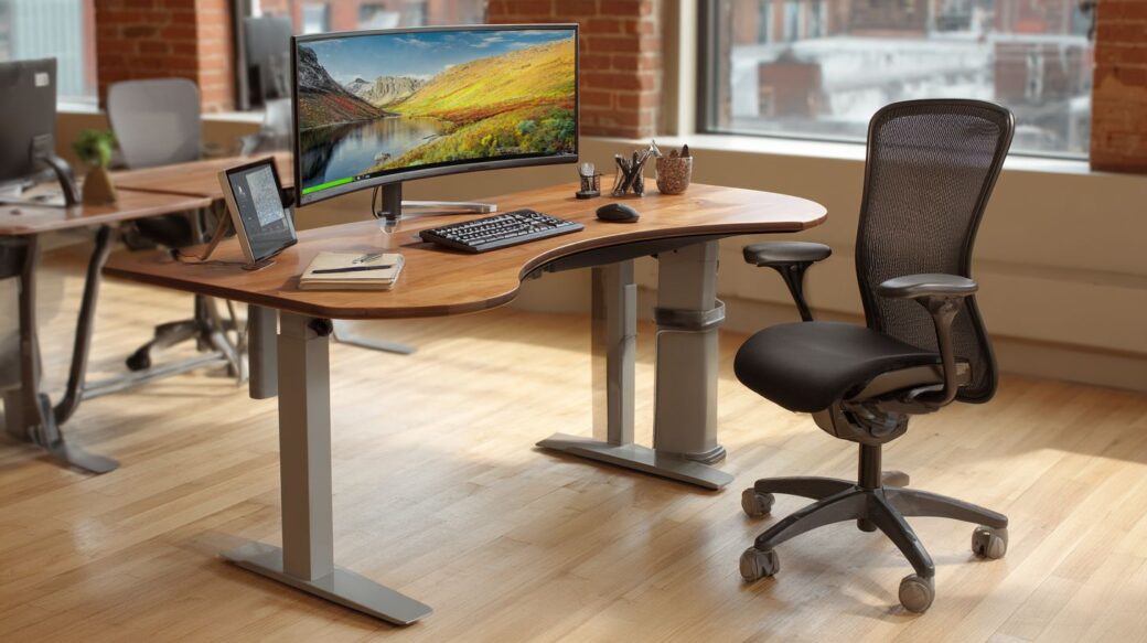 Top Office & Computer Desks In 2025: Ergonomic Design Meets Productivity